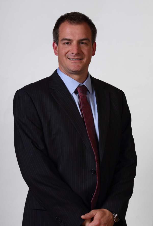 Mastering the Art of Corporate Headshots: Best Practices and Trends ...